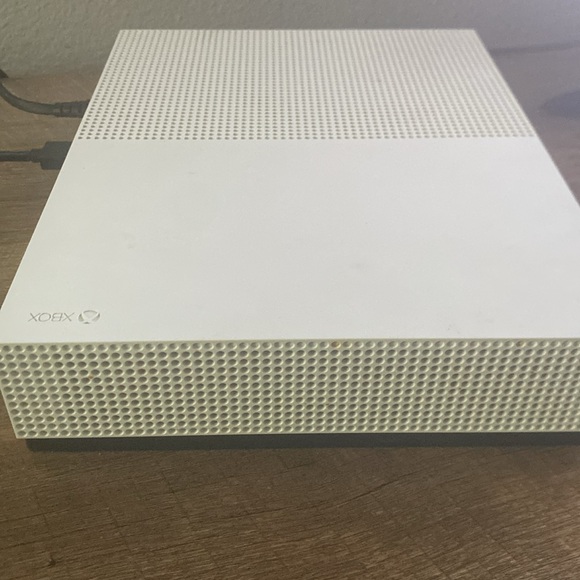 Microsoft | Video Games & Consoles | Xbox One S 50 Gb Used No ...